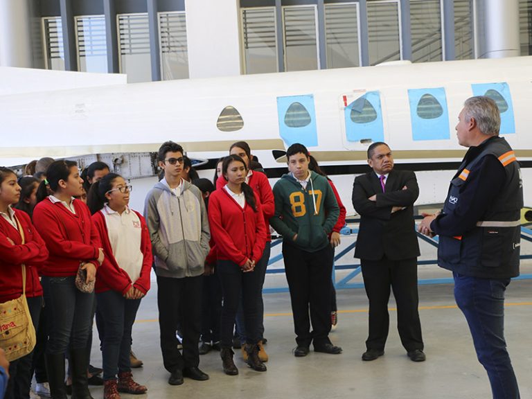 Visita la UNAQ - UNAQ - Universidad Aeronáutica en Querétaro